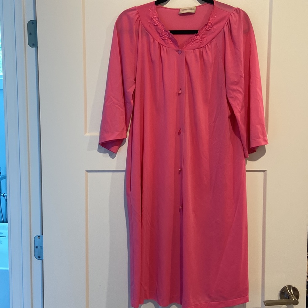 Small Shadowline Vintage Nightgown/Robe - Gem
